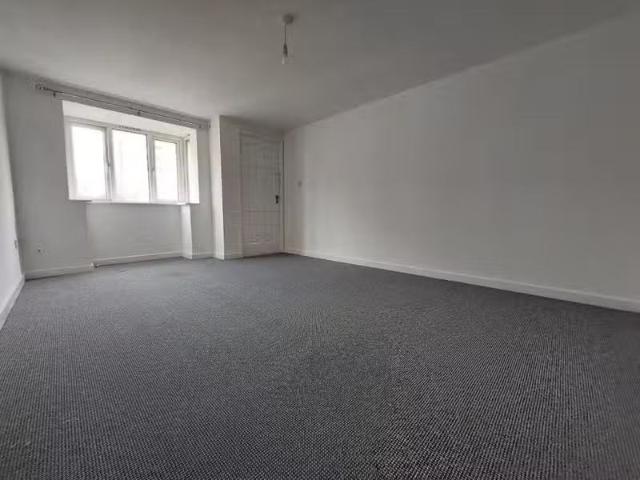 2 bedroom apartment for rent in Lord Street, Crewe, CW2