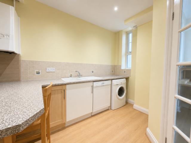 2 bedroom apartment for rent in Lower Canal Walk, Southampton, SO14