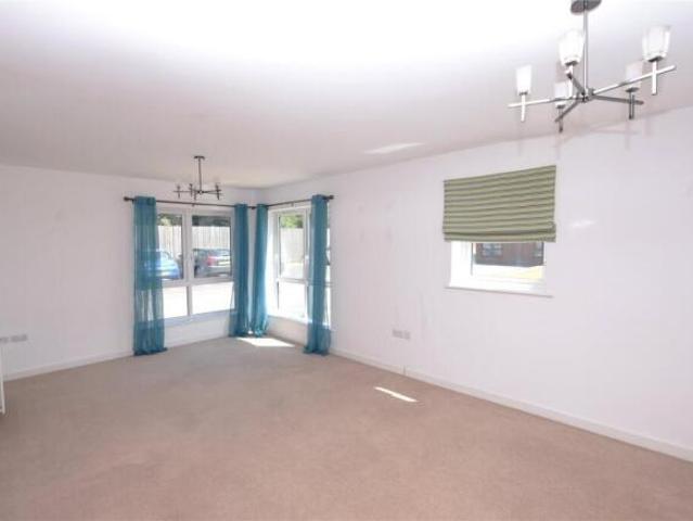 2 bedroom apartment for rent in Pullman House, 11 Tudor Way, Beeston, Leeds, LS11