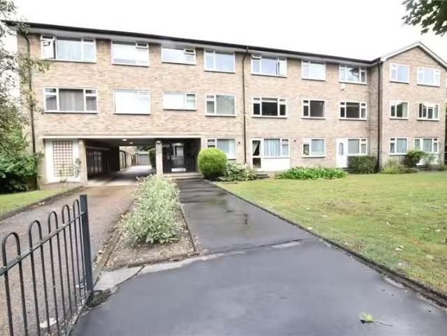 2 bedroom apartment for rent in Purley Park Road, Purley, CR8