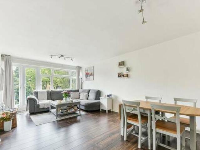 2 bedroom apartment for rent in Putney Hill Putney London SW15