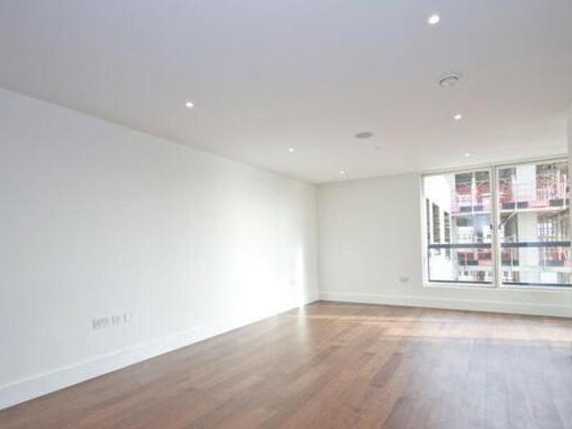 2 Bedroom Apartment For Rent In Putney, London