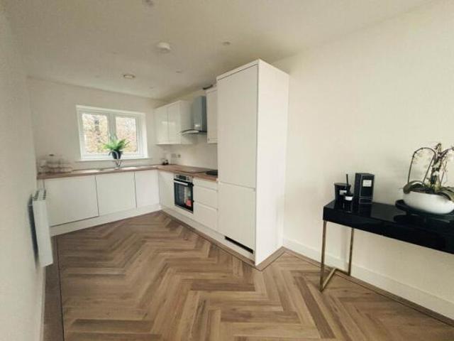 2 bedroom apartment for rent in Pye Bridge Court, Melling, L31