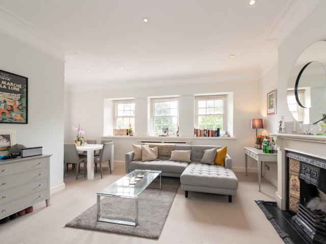 2 bedroom apartment for rent in Palace Court, London, W2