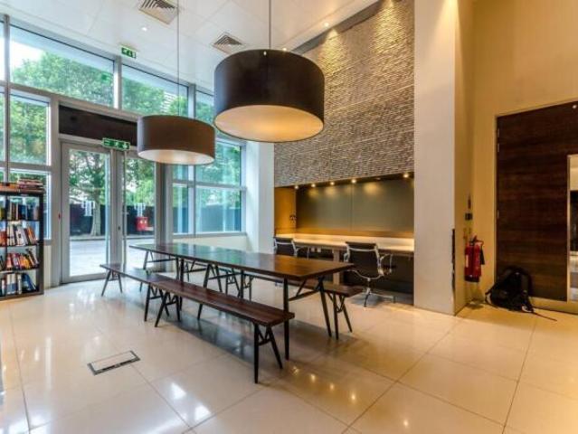 2 bedroom apartment for rent in Pan Peninsula West Tower, Canary Wharf, London, E14