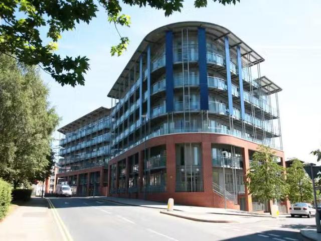 2 bedroom apartment for rent in Park Central, B15