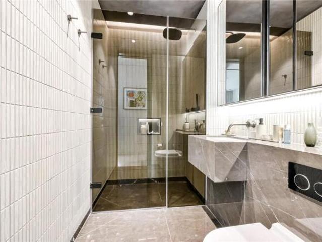 2 bedroom apartment for rent in Park Drive, London, E14