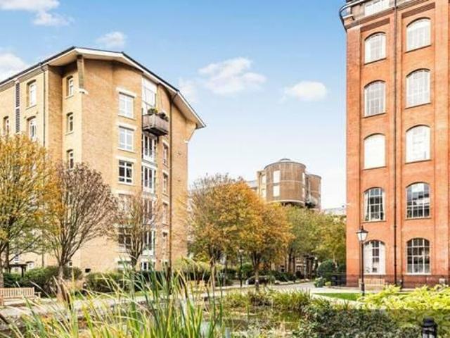 2 bedroom apartment for rent in Park East Building Bow Quarter E3