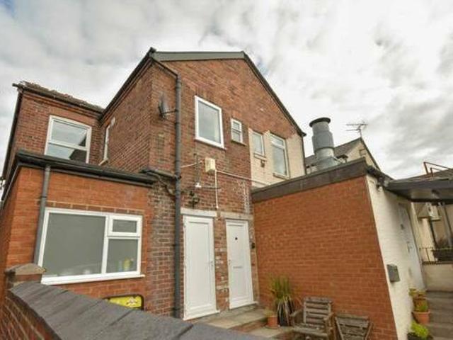 2 bedroom apartment for rent in PARK LANE Poynton SK12