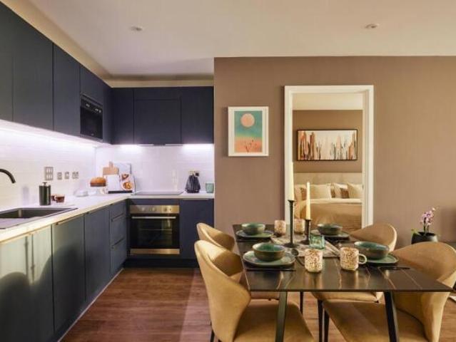 2 bedroom apartment for rent in Park Square, Avebury Boulevard, Milton Keynes, MK9