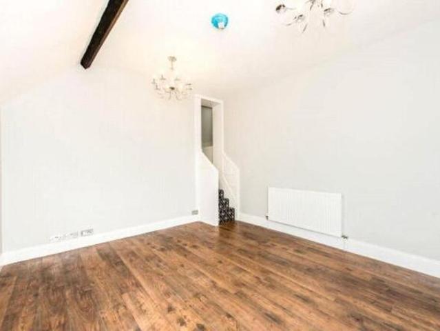 2 bedroom apartment for rent in Park Street, Guildford, GU1