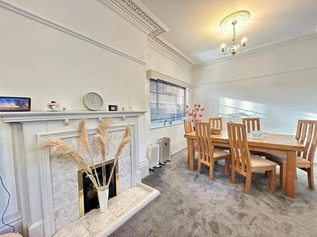 2 bedroom apartment for rent in Park Valley, The Park, NG7