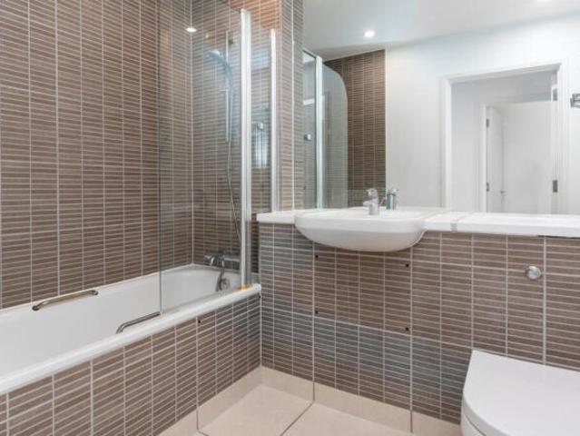 2 bedroom apartment for rent in Park Village East, Camden, London, NW1
