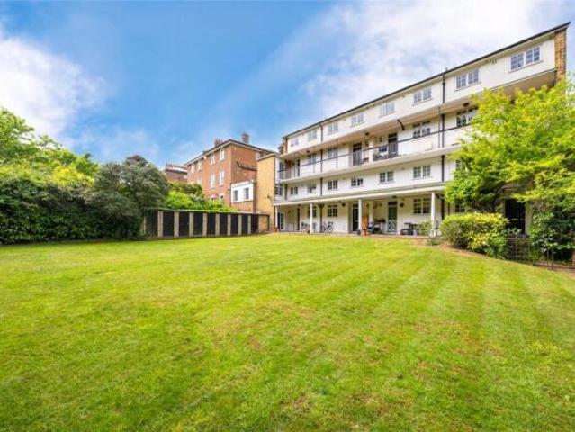 2 bedroom apartment for rent in Parkhill Road, London, NW3