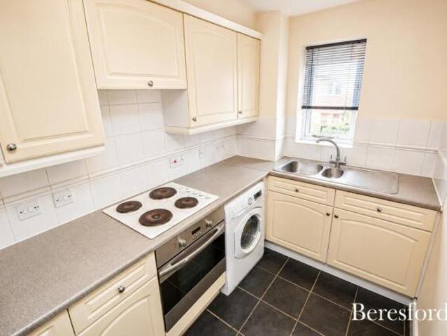 2 bedroom apartment for rent in Parkinson Drive, CM1