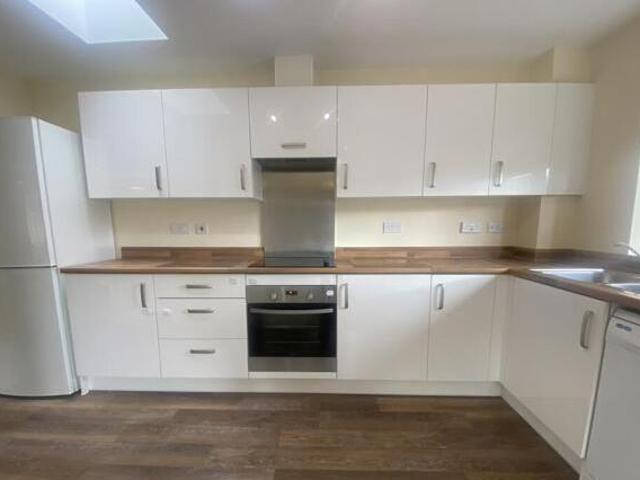 2 Bedroom Apartment For Rent In Patchway