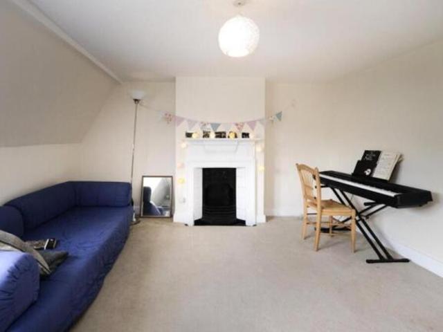 2 bedroom apartment for rent in Paterson Ct, London, EC1V