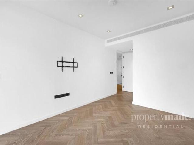 2 bedroom apartment for rent in Pearce House, 8 Circus Road West, London, SW11
