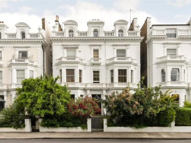 2 bedroom apartment for rent in Pembridge Square, London, W2