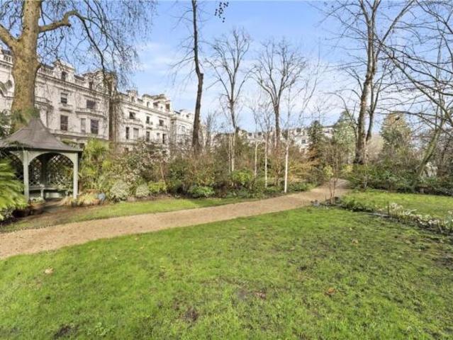2 bedroom apartment for rent in Pembridge Square, Notting Hill Gate, London, W2
