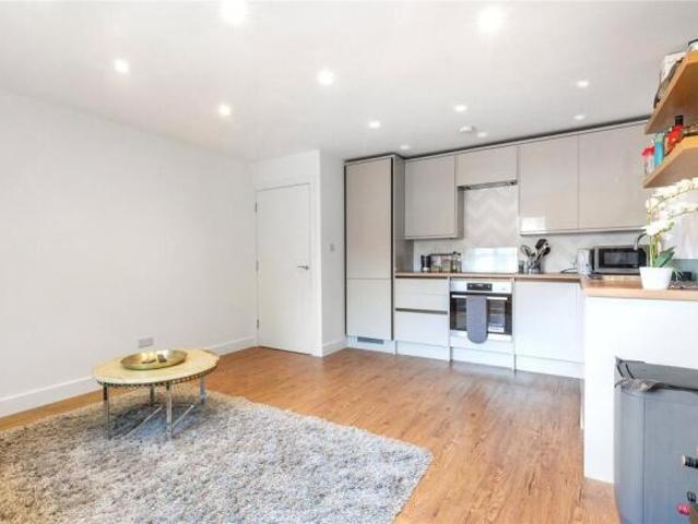 2 bedroom apartment for rent in Penny Mews, London, SW12