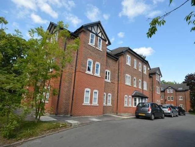 2 bedroom apartment for rent in Pencarrow Close Didsbury M20