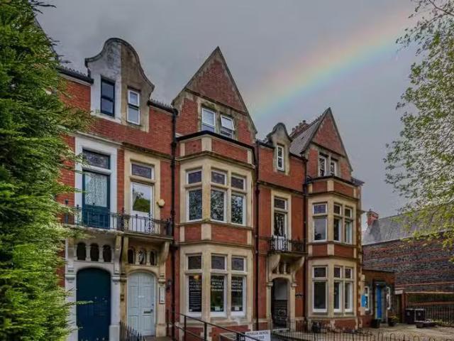 2 bedroom apartment for rent in Penylan Road, Penylan, CF23