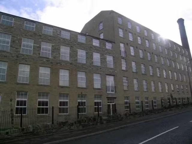 2 bedroom apartment for rent in Perseverance Mill, Elland, HX5