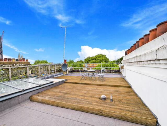2 bedroom apartment for rent in Philbeach Gardens, London, Greater London, SW5
