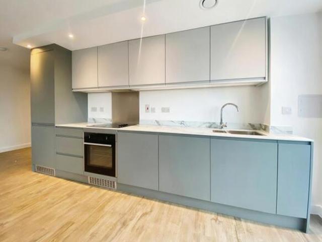 2 bedroom apartment for rent in Phoenix, Saxton Lane, Leeds, LS9