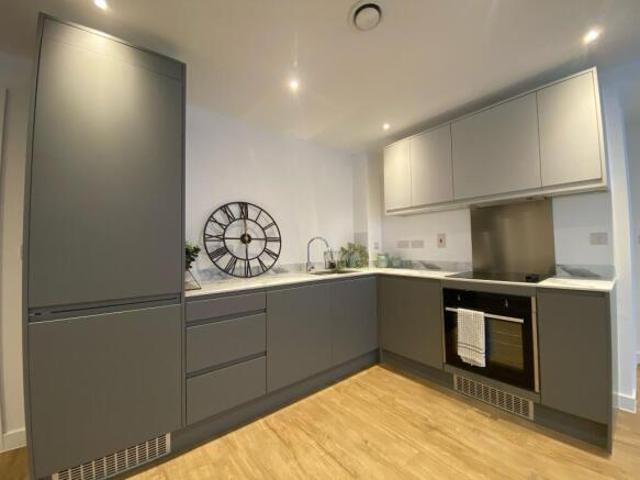 2 bedroom apartment for rent in Phoenix, Saxton Lane, Leeds, LS9