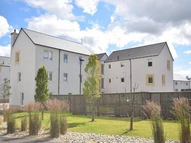 2 bedroom apartment for rent in Picketlaw Road Eaglesham Glasgow Glasgow G76 0BF G76