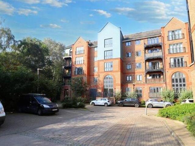 2 Bedroom Apartment For Rent In Piazza House