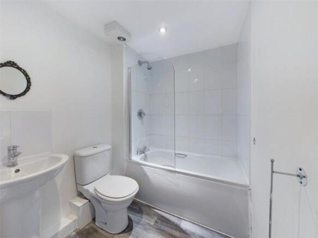 2 bedroom apartment for rent in Pioneer House, 1C Elmira Way, Salford, Greater Manchester, M5