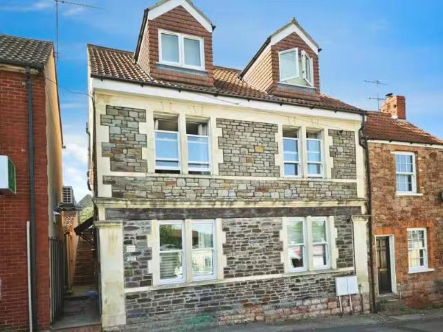2 bedroom apartment for rent in Pill Street Pill, BS20