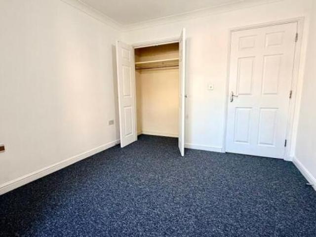 2 bedroom apartment for rent in Piper way, Ilford IG1