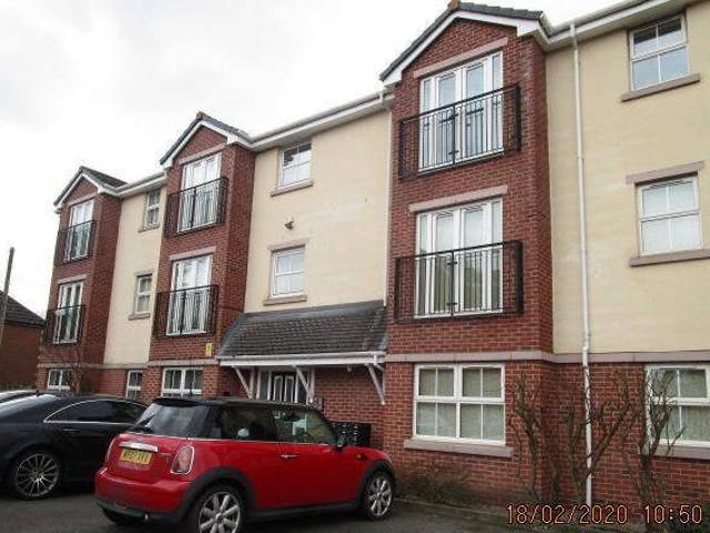 2 bedroom apartment for rent in Planewood Gardens WA3