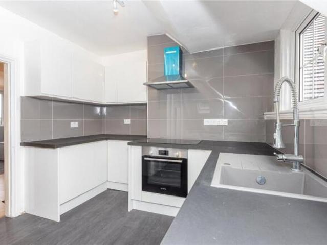2 bedroom apartment for rent in Platts Lane, London, NW3