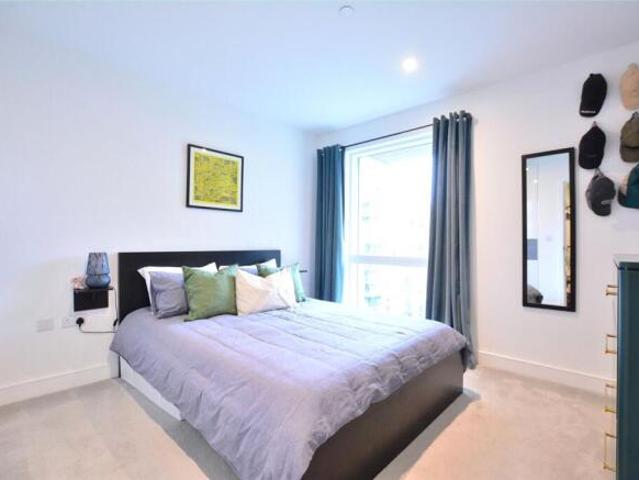 2 bedroom apartment for rent in Plowden Road, London, SE3