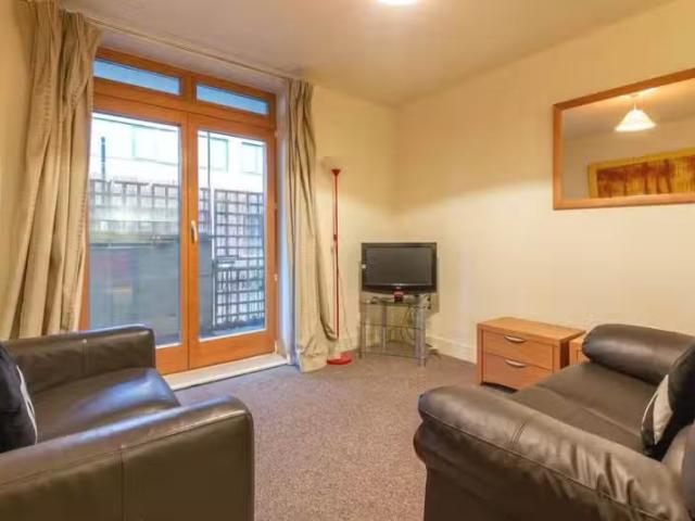 2 bedroom apartment for rent in Postbox, Upper Marshall Street.