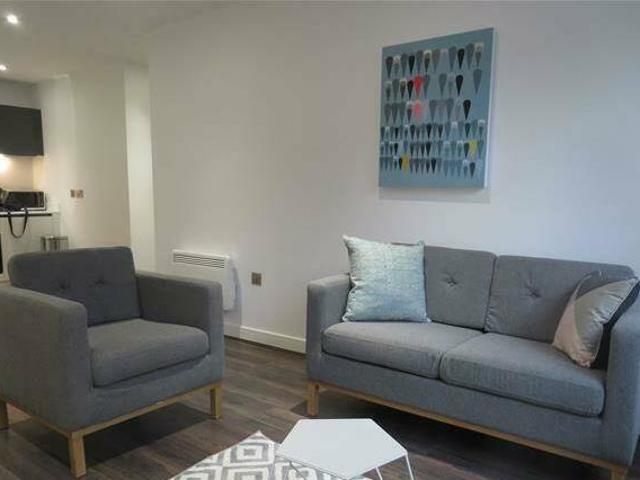2 bedroom apartment for rent in Pope Street Birmingham B1