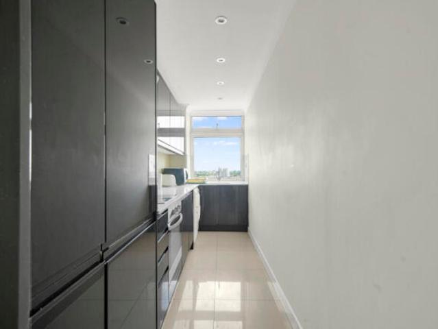 2 bedroom apartment for rent in Porchester Place, London, W2