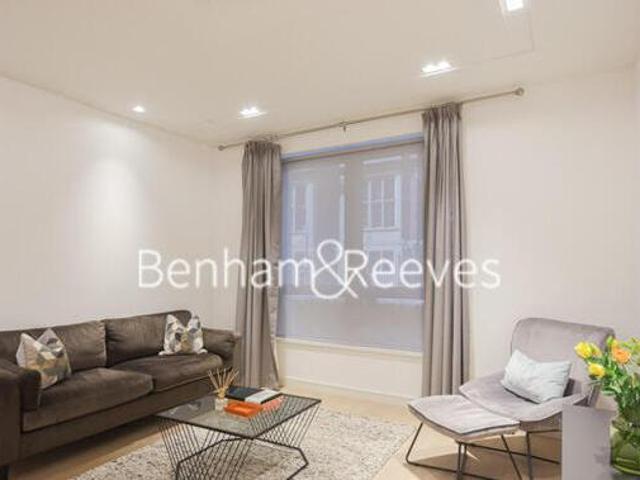 2 Bedroom Apartment For Rent In Portugal Street, London