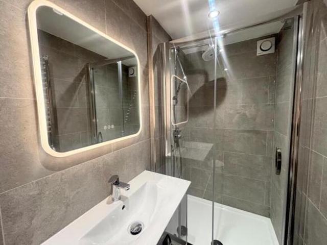 2 bedroom apartment for rent in Portland Street, Leamington Spa, CV32