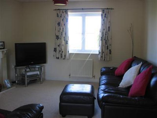 2 bedroom apartment for rent in Powesland Road, Alphington, EX2