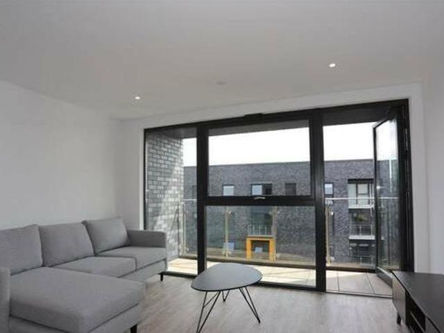 2 bedroom apartment for rent in Potato Wharf Castlefield M3