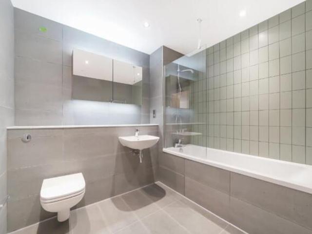 2 bedroom apartment for rent in Printers Place, B5