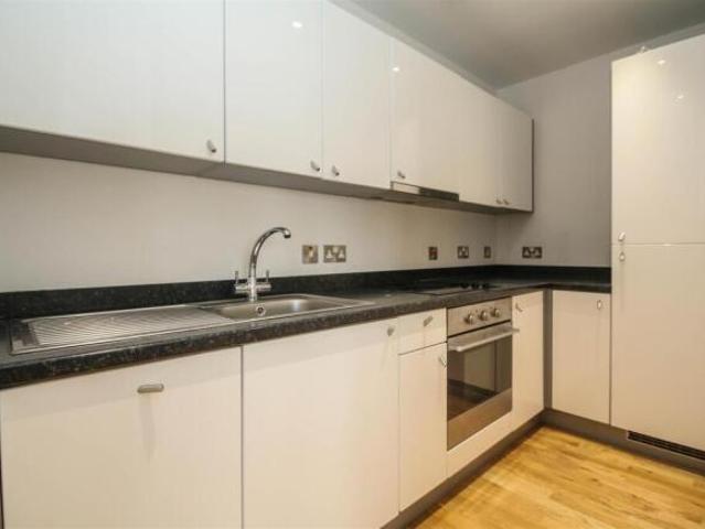 2 bedroom apartment for rent in Princes Parade, Liverpool, L3