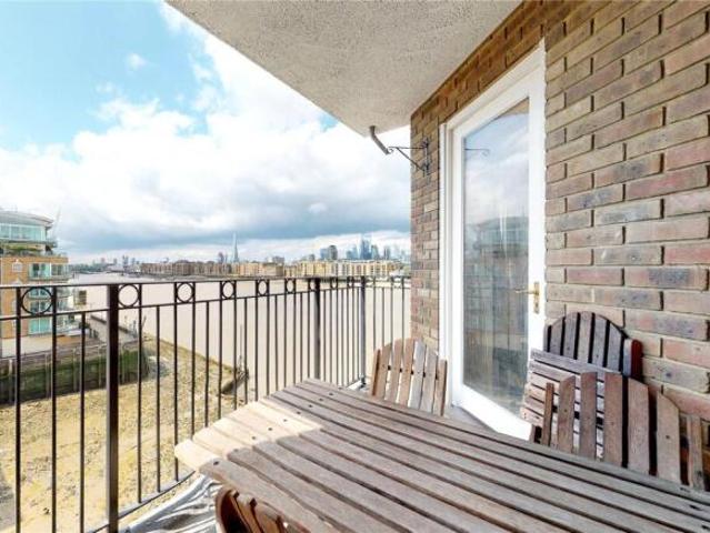 2 bedroom apartment for rent in Princes Riverside Road, London, SE16