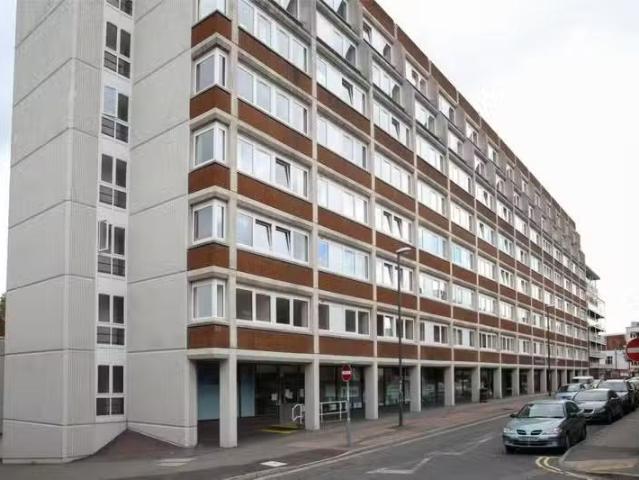 2 bedroom apartment for rent in Prosperity House, DE1